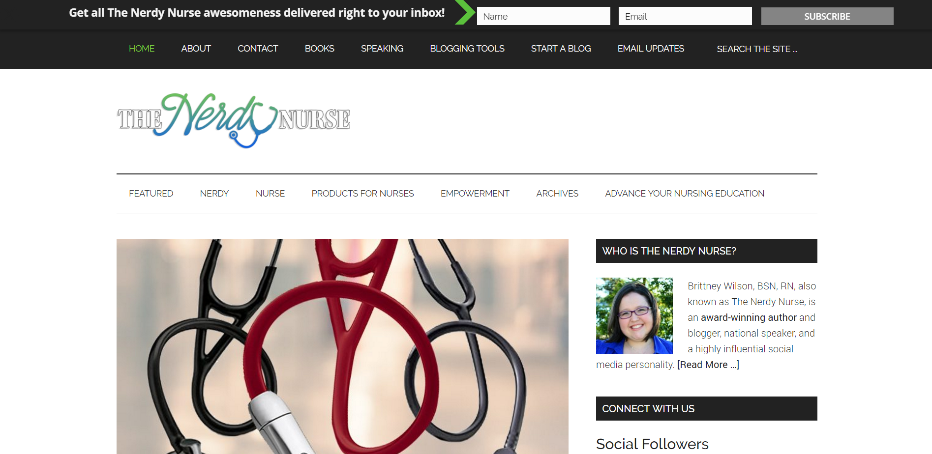 Top 25 Nursing Blogs for Future Nurses | CareerCrawlers.com